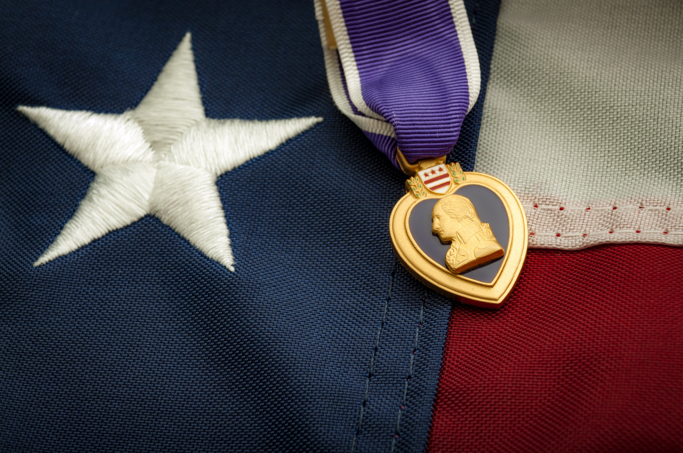 4 Special Gifts To Show Your Appreciation To Soldiers On Purple Heart ...